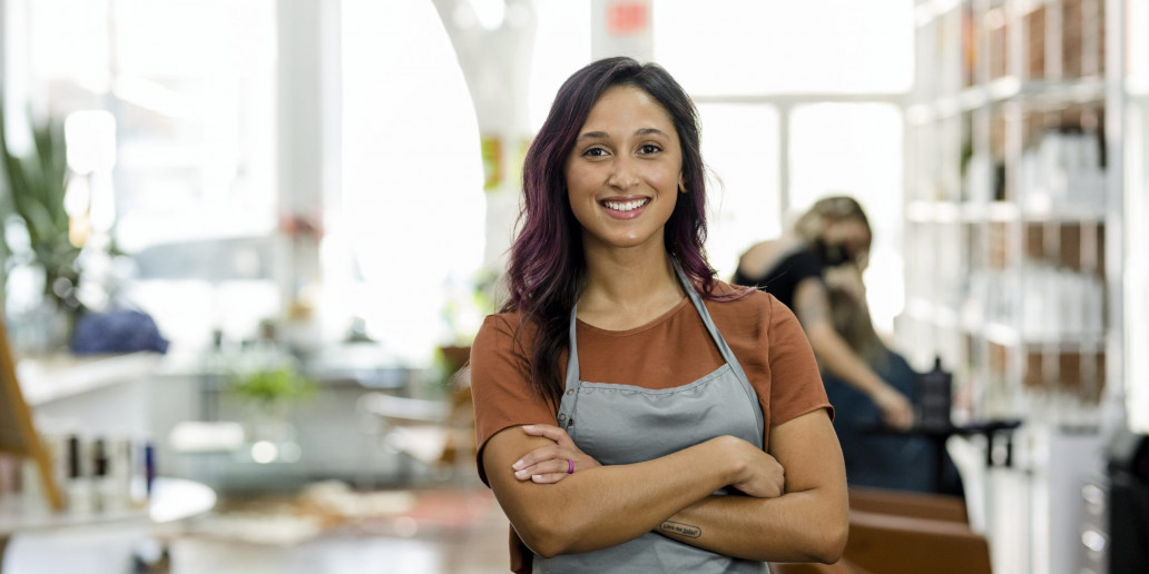 How do immigrants help the economy in Canada?